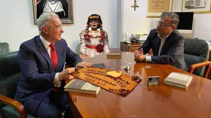 Los mejores memes del encuentro entre Álvaro Uribe y Gustavo Petro | Q ...
